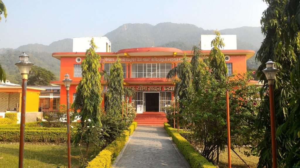 About - Ved Niketan Dham